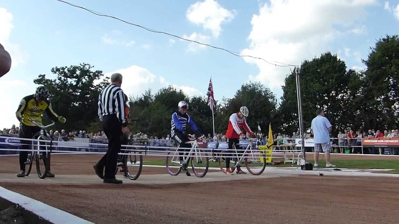British Cycle Speedway Final 2013 Coventry - YouTube