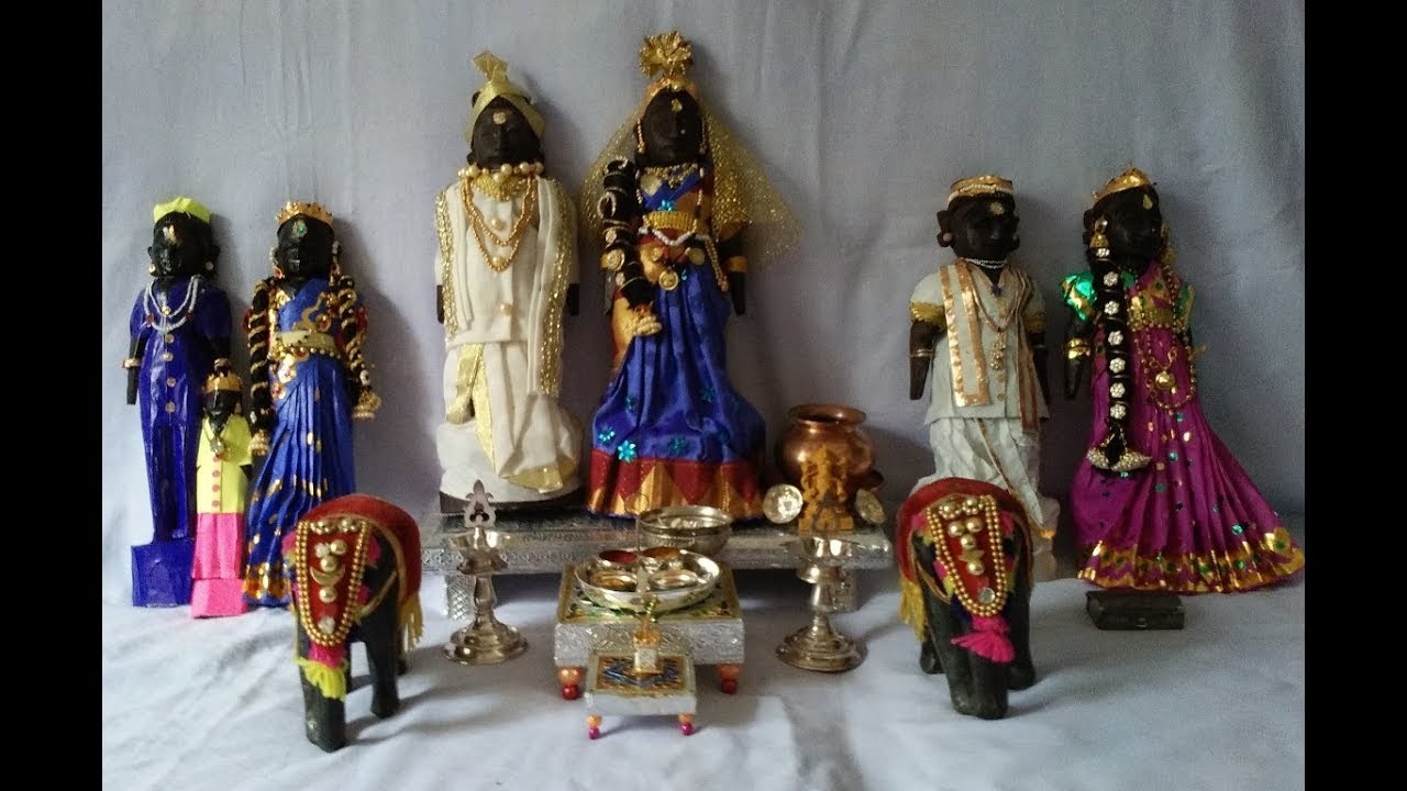 Dasara Pattada Gombe Alankara by mallamma ajji - YouTube