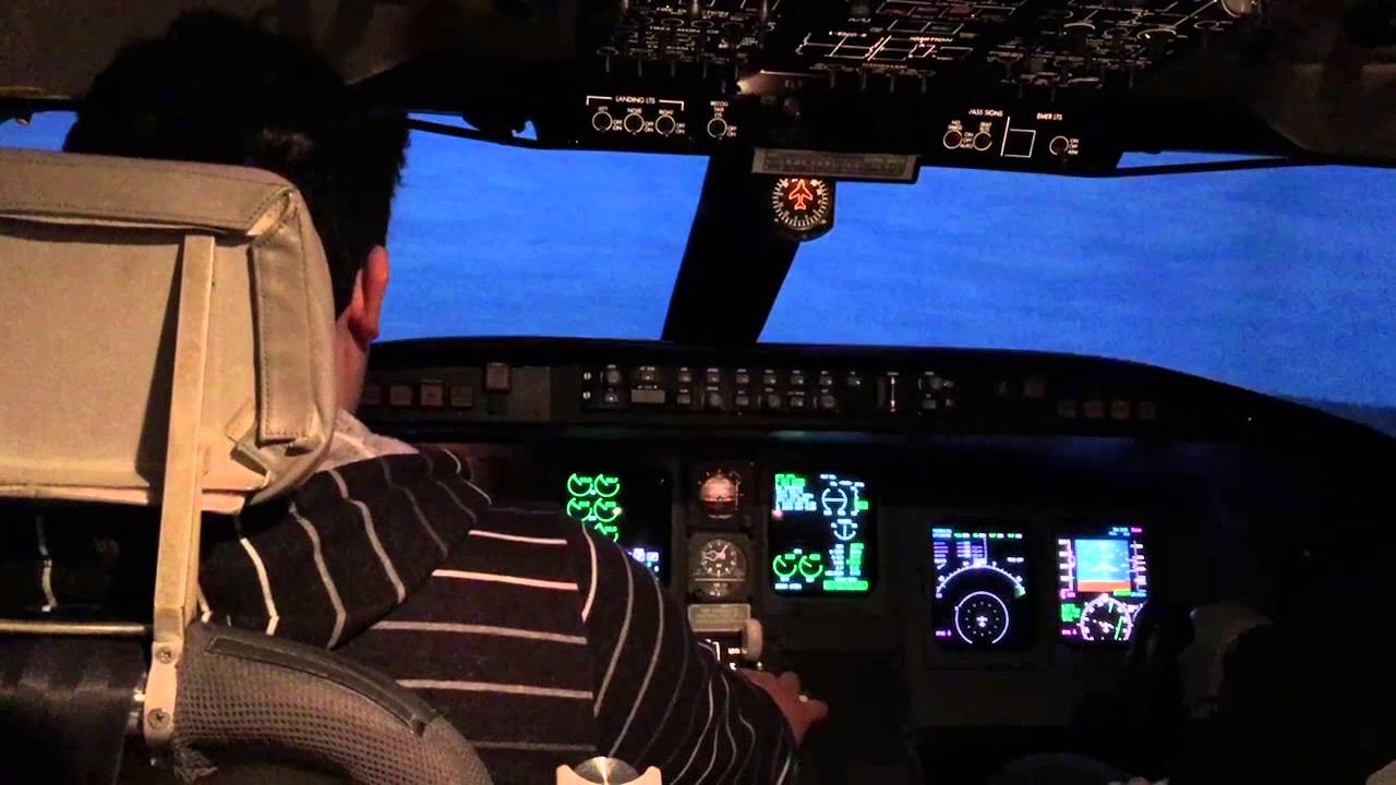 CRJ 200 Full Motion Simulator Session - YouTube