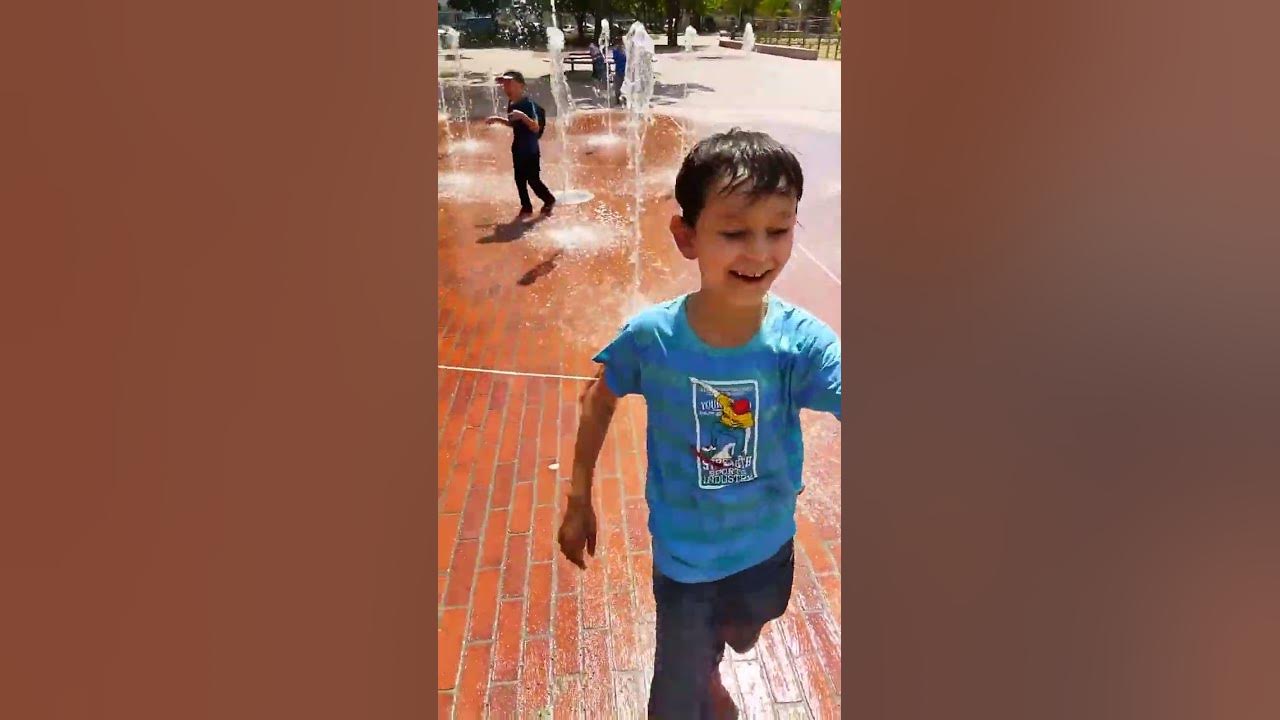 Дети и фонтаны - YouTube