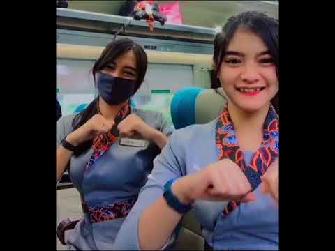 ( pramugari kereta) hargailah mereka untuk bekerja keras demi keluarga
