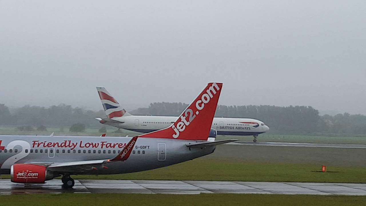 RB211 Power!! BA 767 Departing Edinburgh Aiport - YouTube