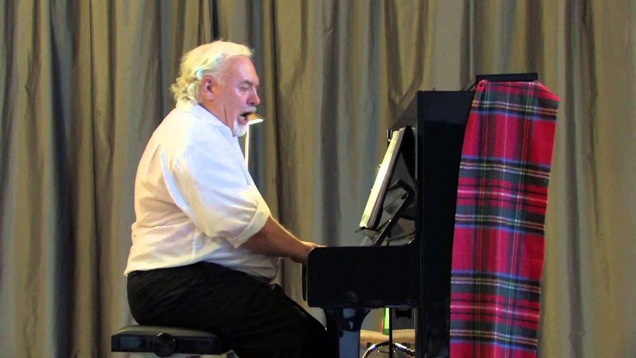 Robin Broad 8 - YouTube