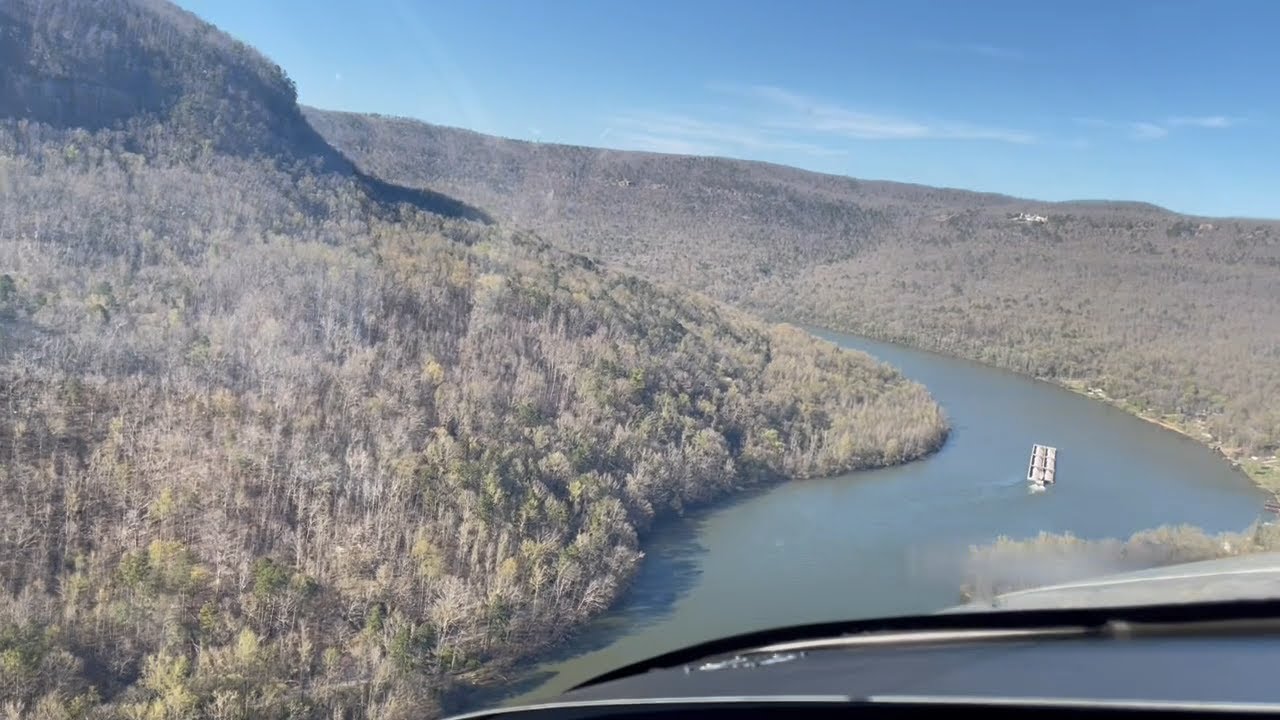 Flying through the Tennessee River Gorge in a RV-14A - YouTube