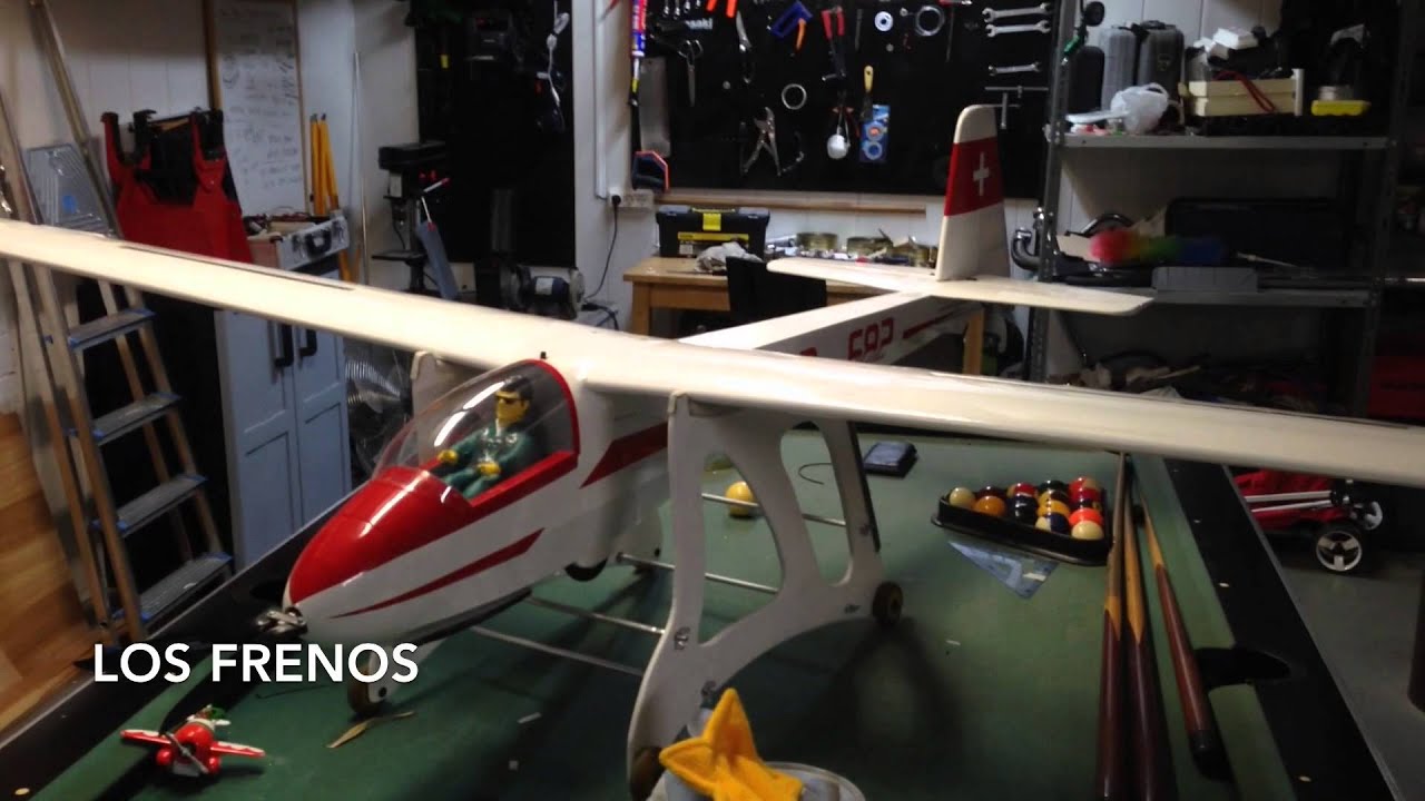 K8 b Phoenix Model 3.5m - YouTube