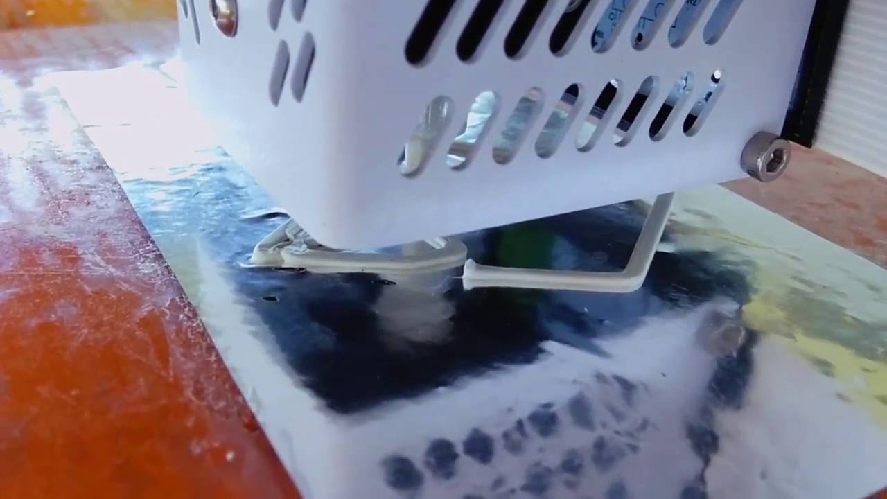 Innovo Inventor - Paste Extruder Module - YouTube
