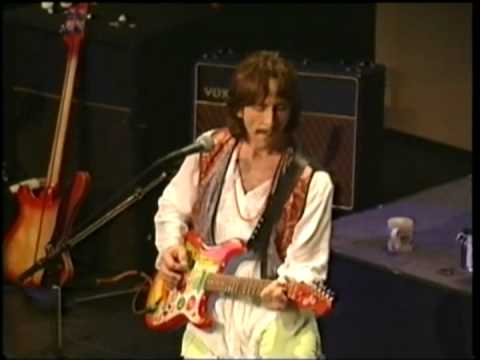 IAN LATIMER AS GEORGE HARRISON IN THE BEATLES REVOLUTION SHOW.mpg - YouTube