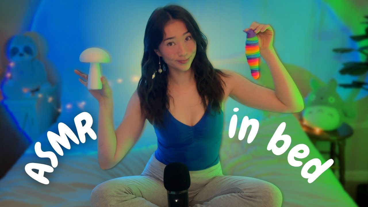 ASMR in Bed 🛌 (collarbone tapping, mushroom tapping, rainbow slug ...