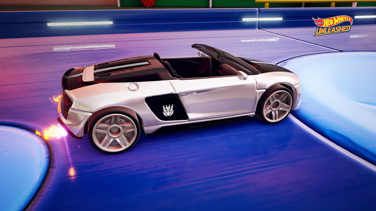 💙🏁 Transformers Sideways Audi R8 Spyder! Hot Wheels Unleashed - YouTube