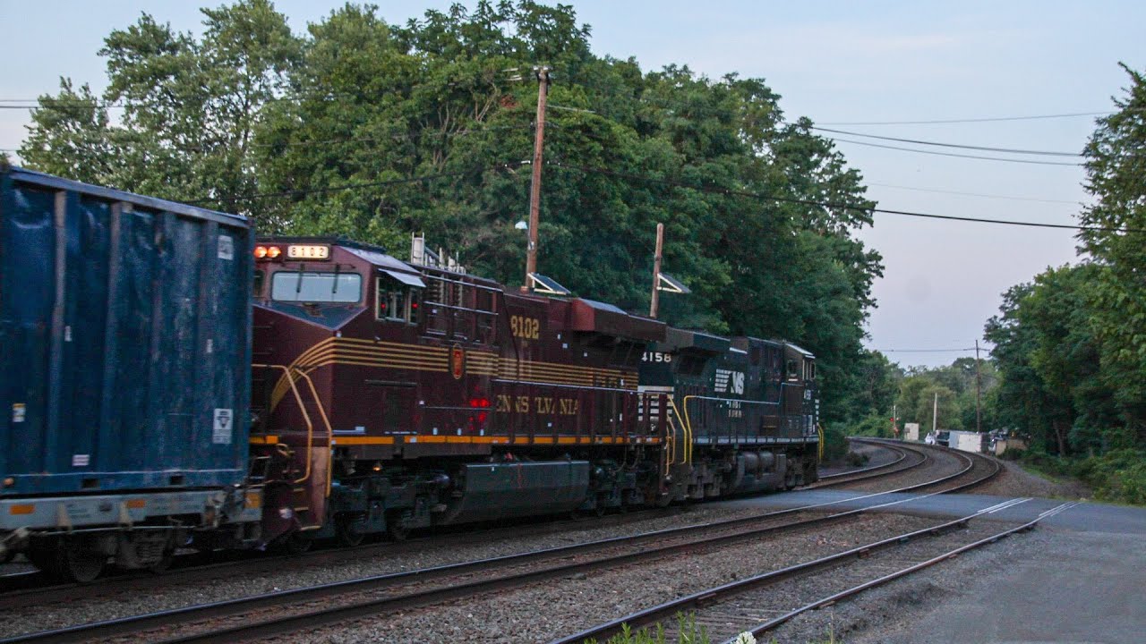 NS 4158 AC44C6M leads NS 62V through Piscataway with NS 8102 ES44AC “PRR” trailing Meeting CSX ...