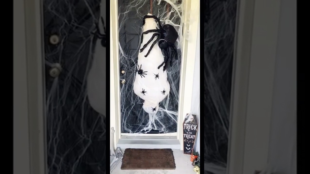 DIY Cocooned Corpse / Halloween DIY / Halloween Decor / Spooky Prop ...