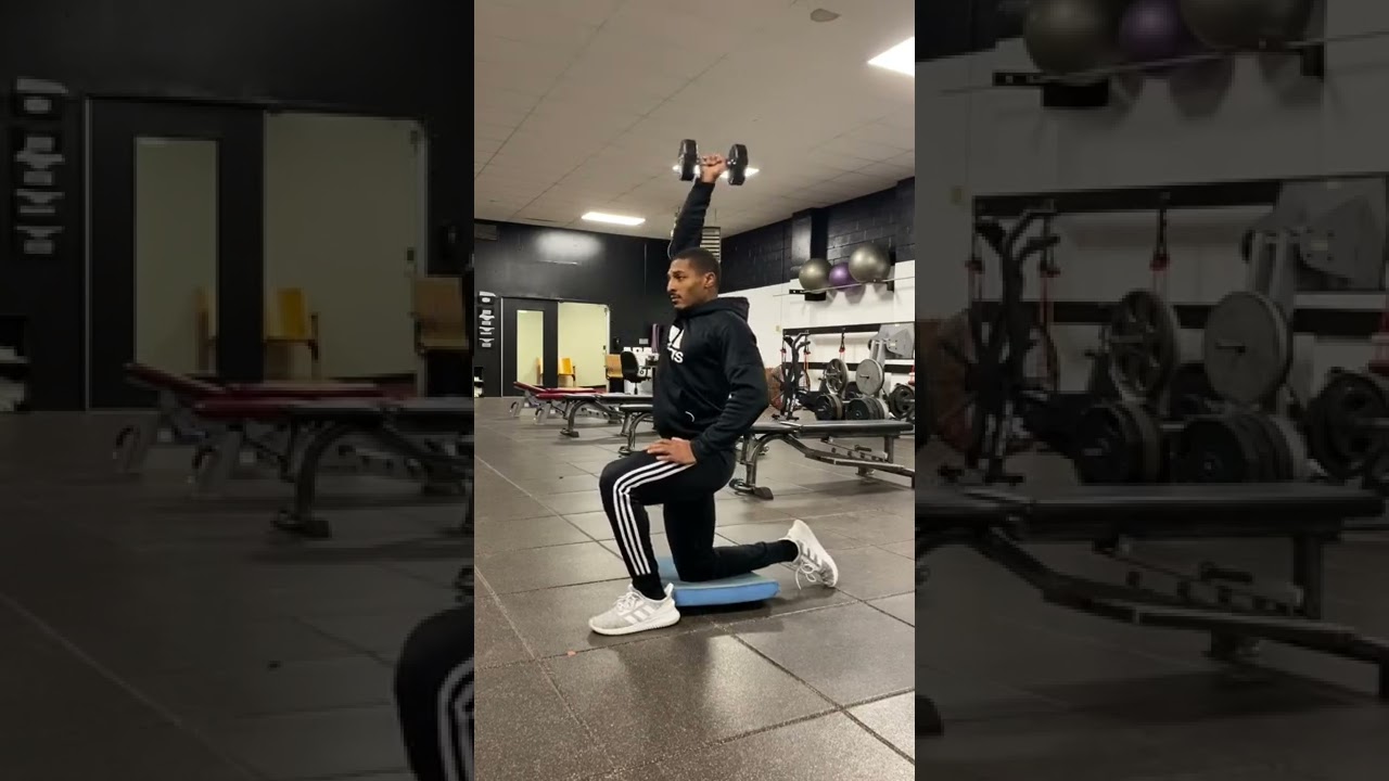 Half Kneeling Single Arm Overhead Press (Dumbbell) - YouTube