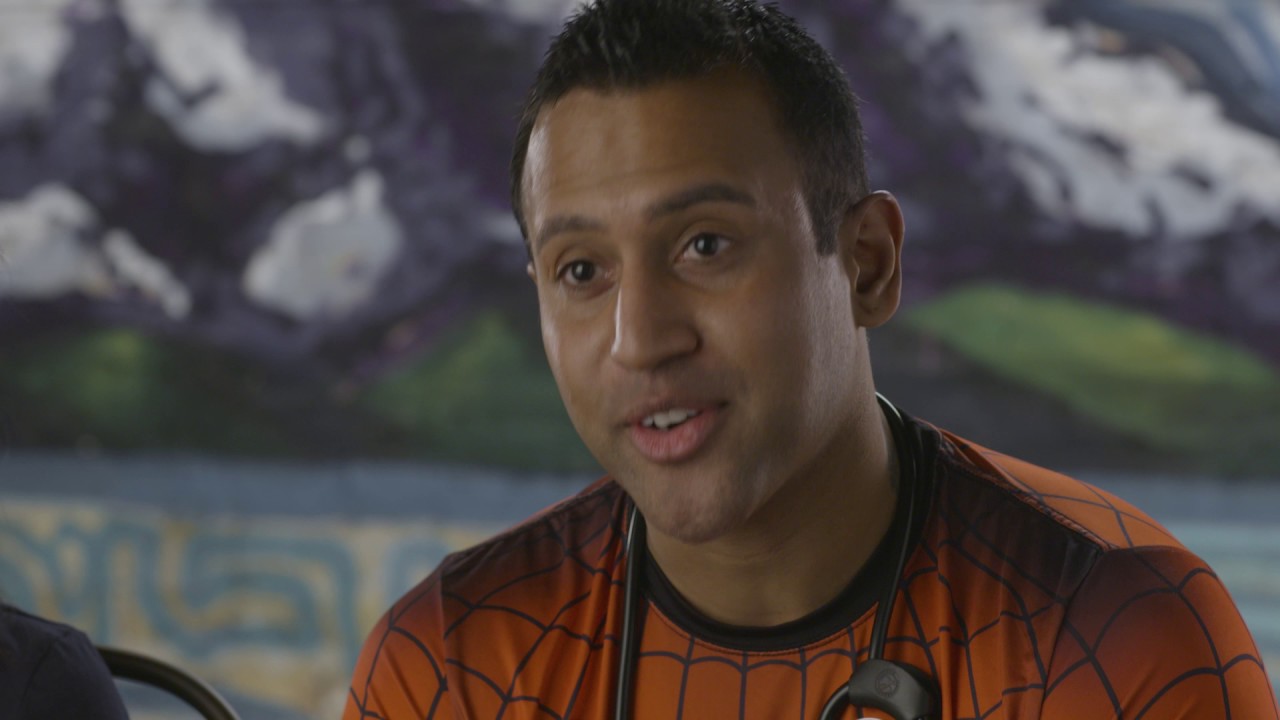 Chicago Red Cross Nurse Hero 2017 -- Tobin Mathew - YouTube