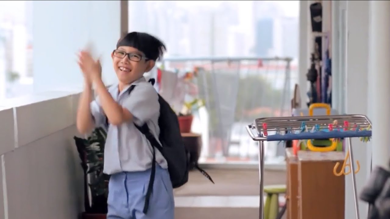 Water Wally Shower Dance MTV - YouTube