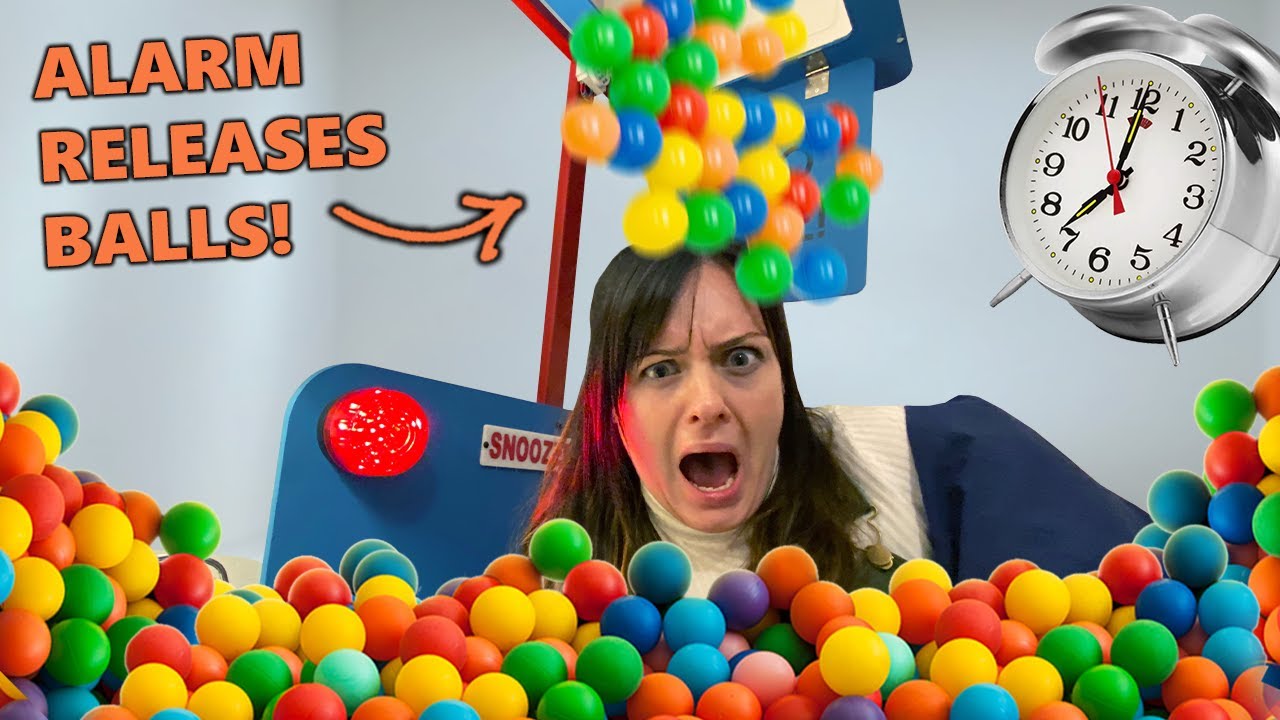 Crazy Ball Firing Alarm Clock - Snoozeballs! - YouTube