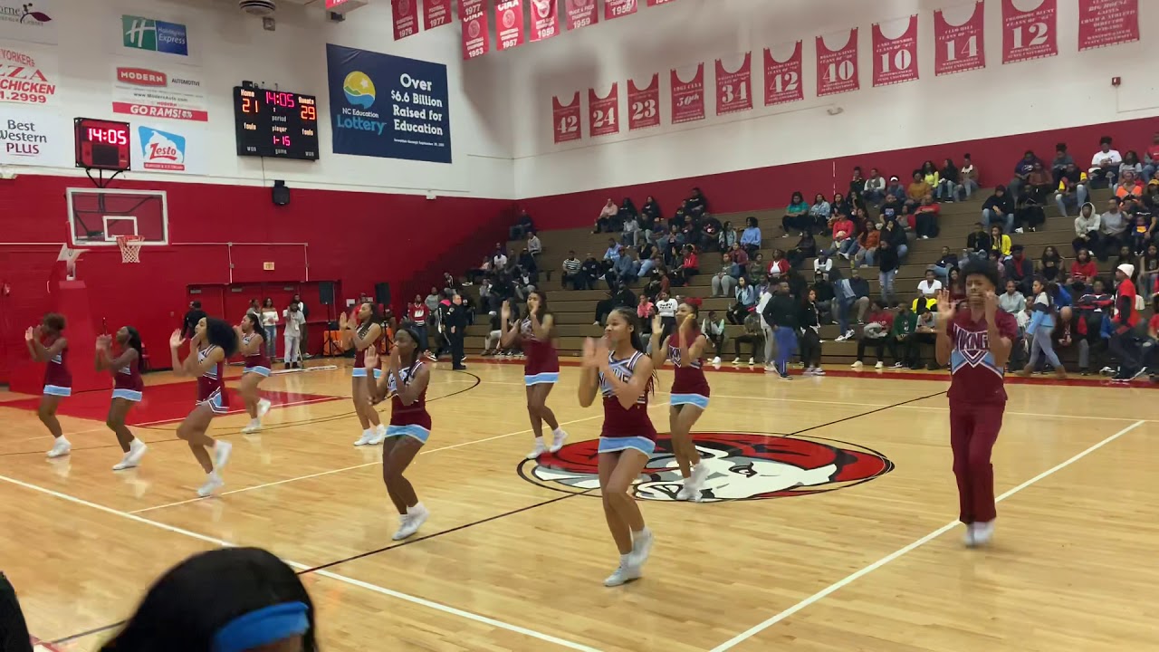 NFHS Varsity Cheer at WSSU - YouTube