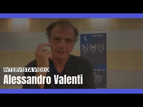 Il regista Alessandro Valenti racconta “Oltre il confine” - YouTube