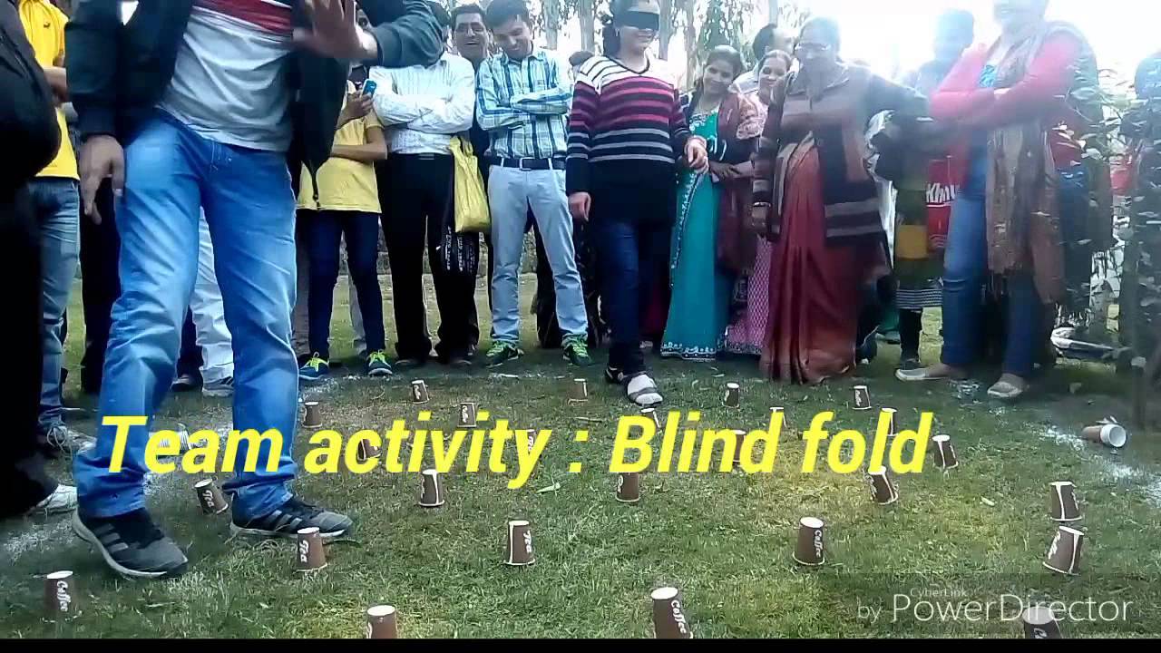 Team Building Activity Game : Blind Fold - YouTube