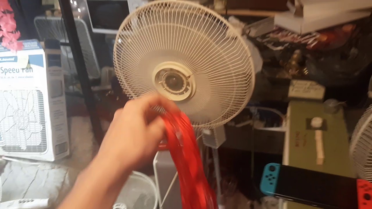 Swapping grills on the Nortex stand fan - YouTube