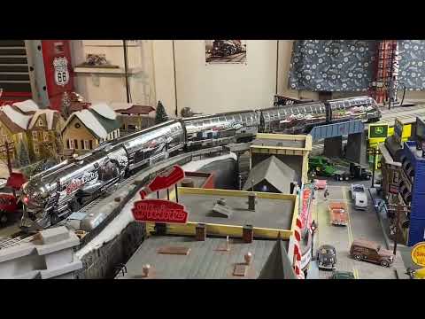 The MTH Coors Light Silver Bullet Train - YouTube