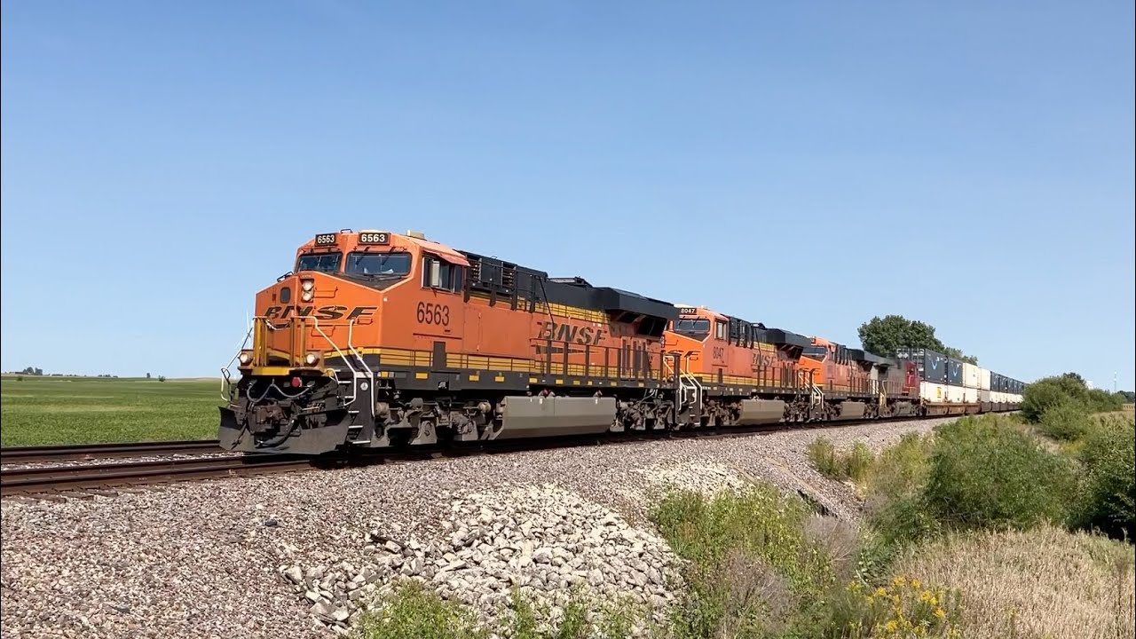 BNSF Z Train Compilation 2024 - YouTube