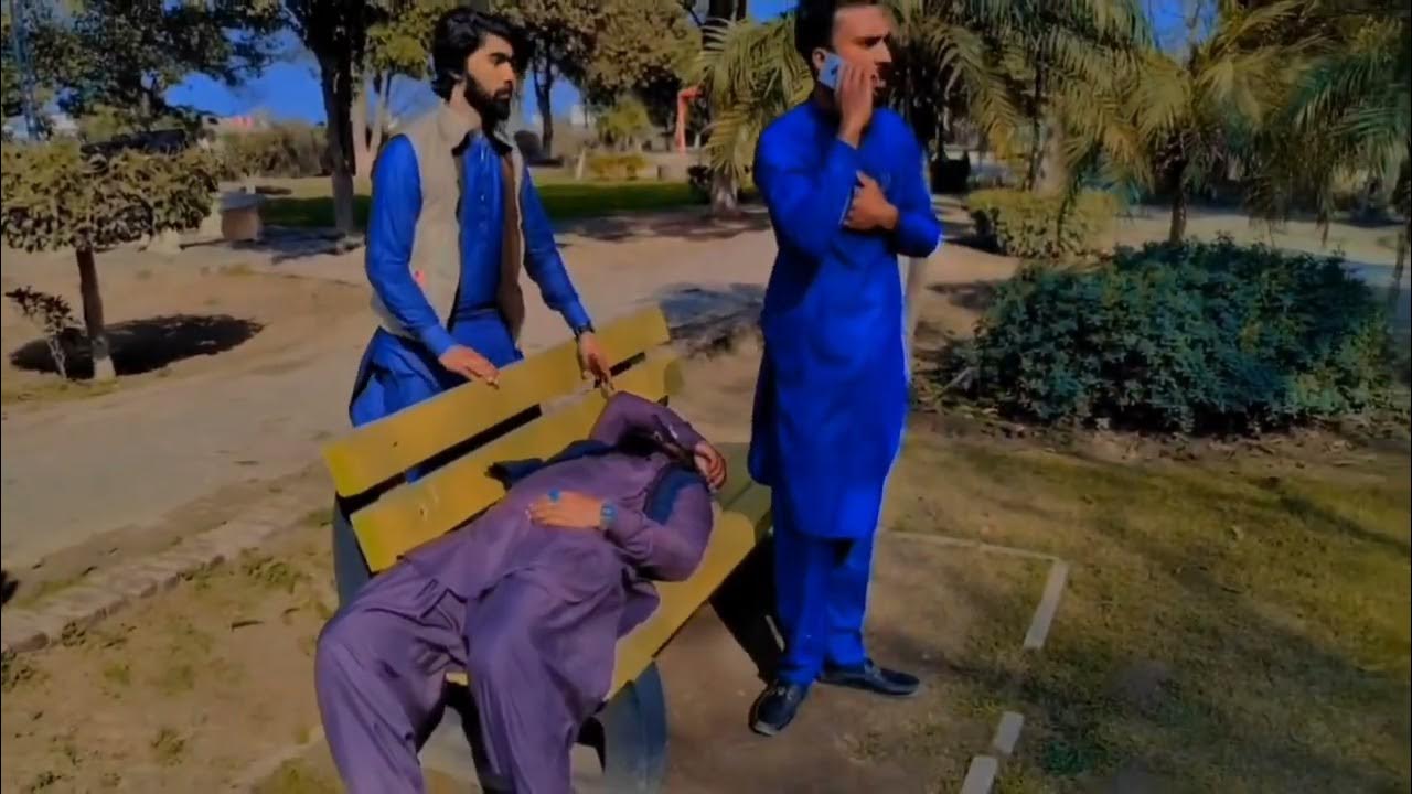 Pagal doctor ny kia keh dia|Team Bai log| comedy video 😂😂 - YouTube