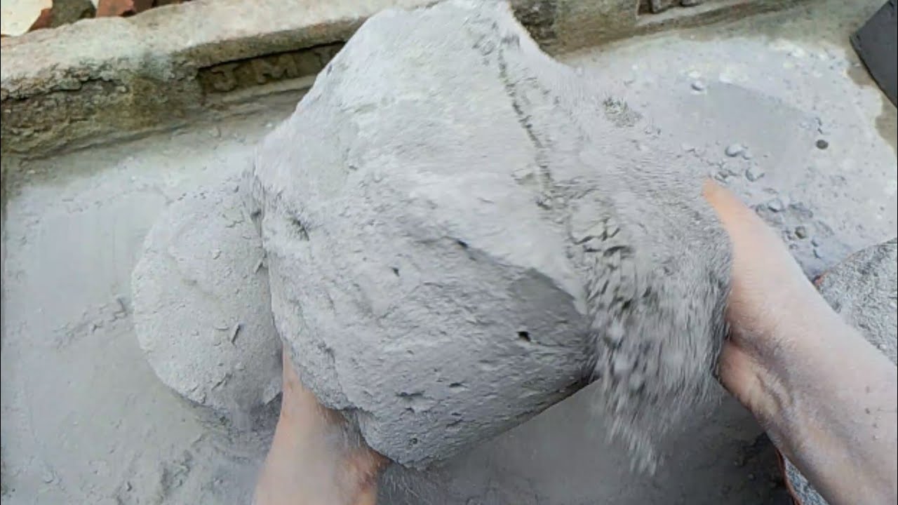 Reused Black Cement Clay Pot On Dry Crumbling+ Huge Buckets Dry Floor ...