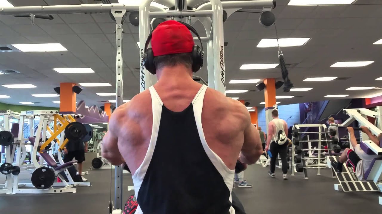 Seated rows with MAG medium grip - YouTube