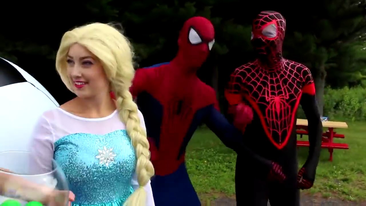 Frozen Elsa & Spiderman HALLOWEEN SKELETONS! w_ Maleficent Joker ...