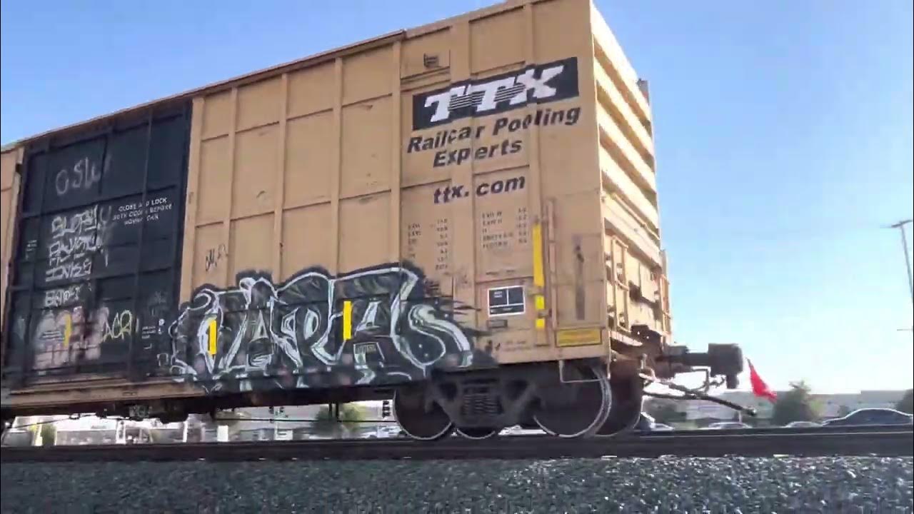 Union pacific local heading to the union pacific Fresno yard graffiti for Ethans dad - YouTube