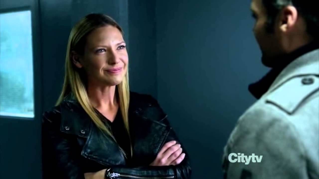 Fringe Episode 5.12 Scene - No regrets - YouTube