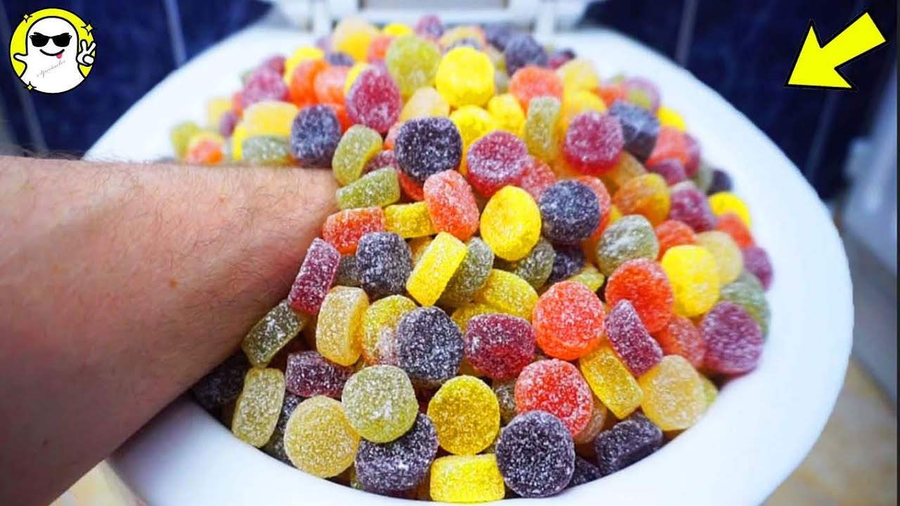Will it Flush? Lots Of JELLY CANDY 🚽 - YouTube