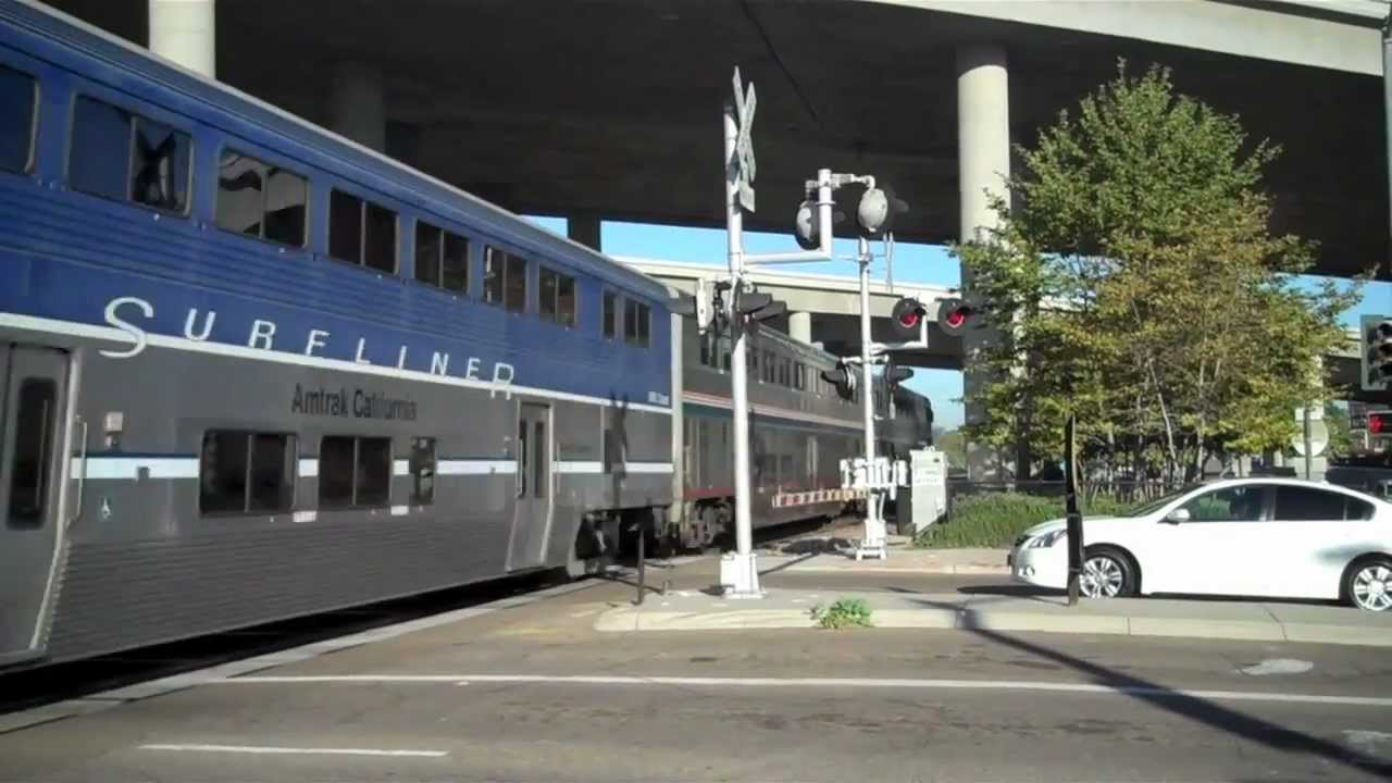 AMTK 161 leads Amtrak Surfliner #562 through Sorrento Valley - 10/17/12 ...