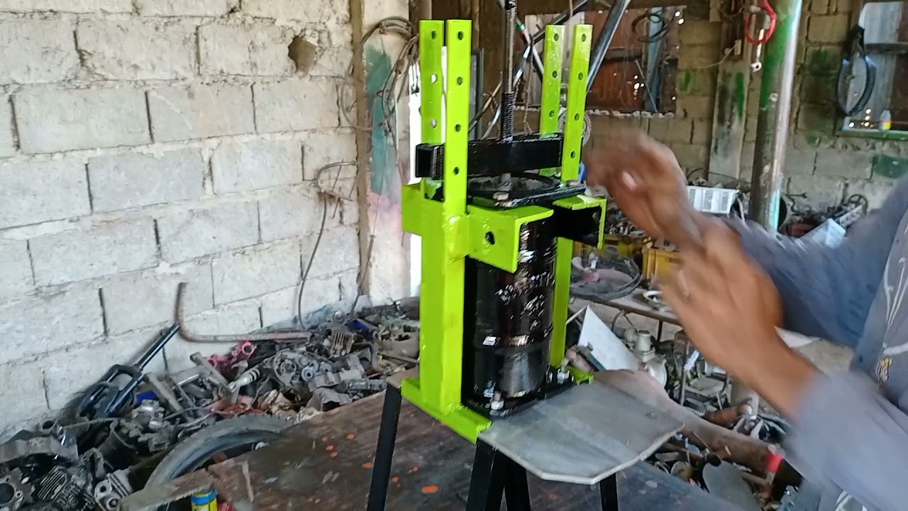 Coconut presser easy making.. - YouTube