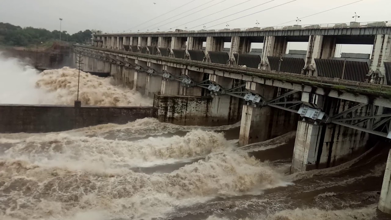 Kota barrage ll 13 gate opens - YouTube