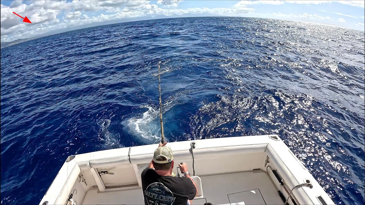 Offshore Fishing in Hawaii!! Deep Sea Fishing Oahu - YouTube