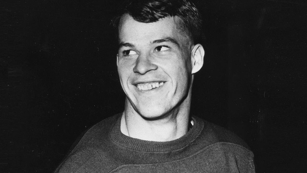 Memories: Howe's memorable NHL debut - YouTube