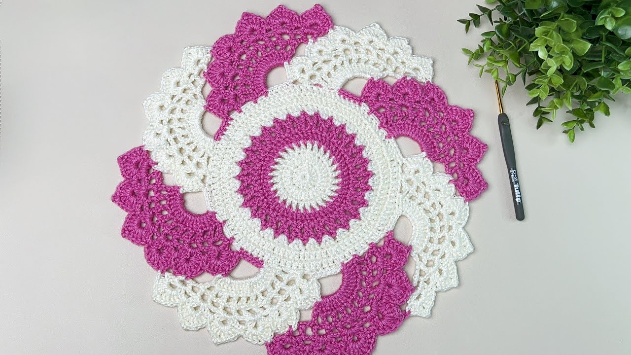 How to crochet doily tutorial ,step by step very easy for beginners ...