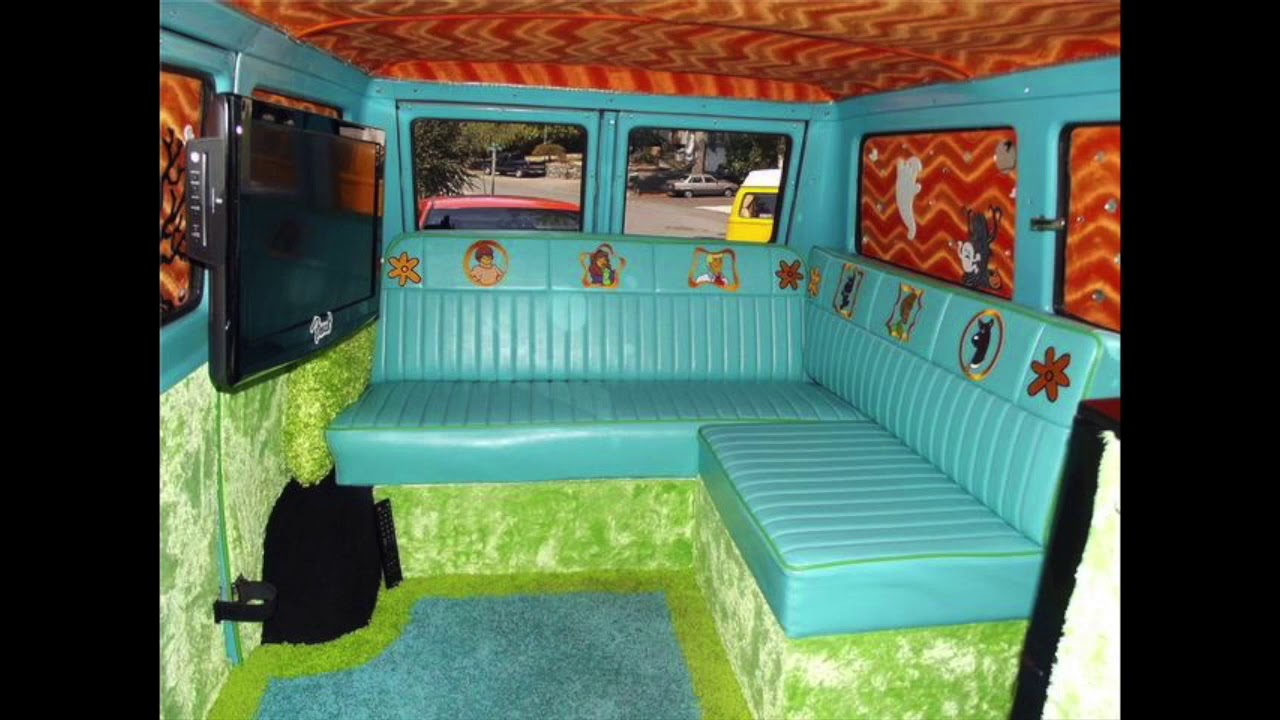 Scooby Doo Theme Song [ Playing slowed down outside the Mystery Machine ...