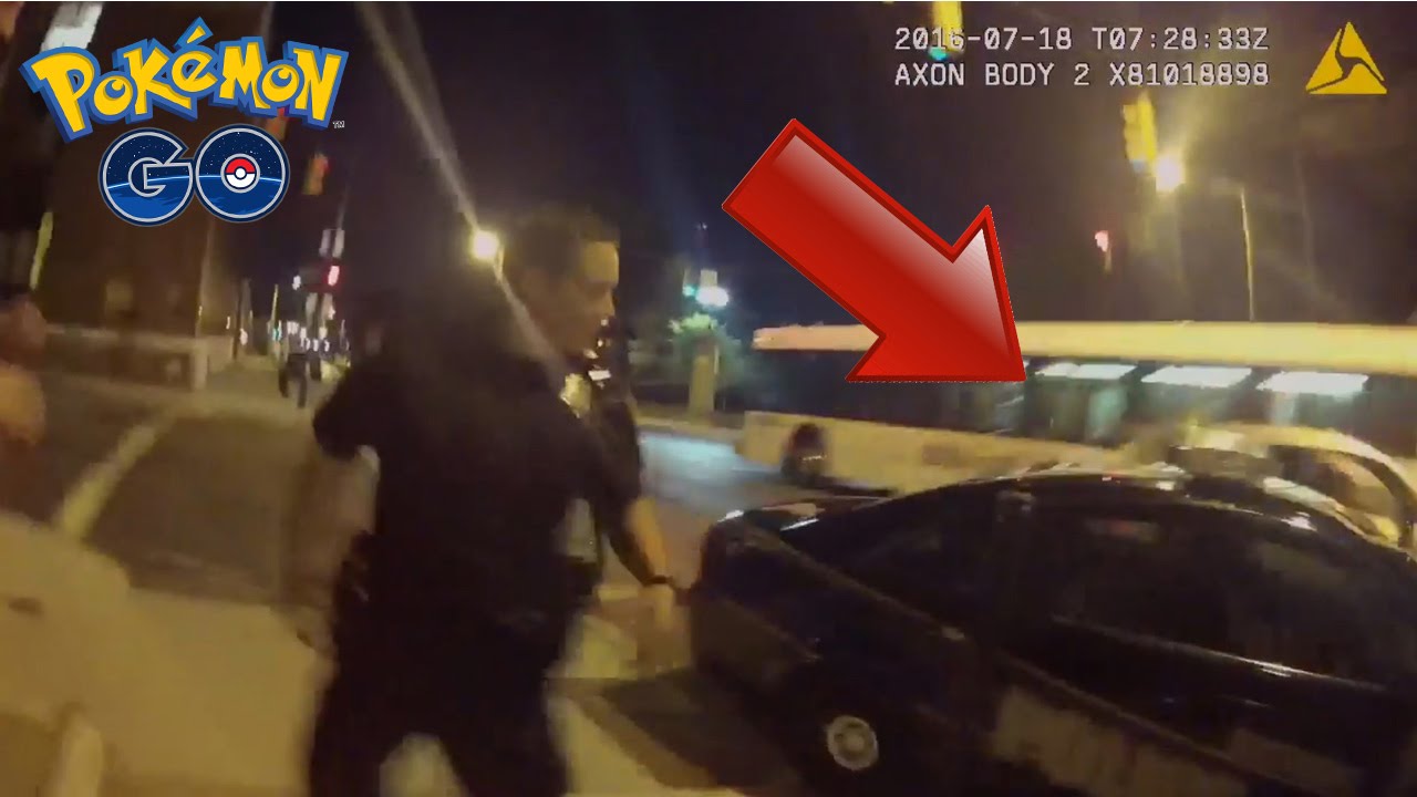 Distracted Pokemon Go Driver Drives Into Police Car - YouTube