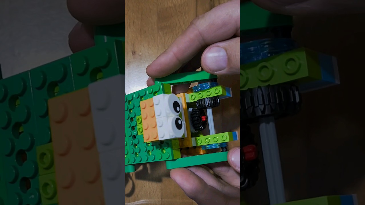 Crazy Frog WeDo 2.0 Lego Hyperlapse reverse construction #lego - YouTube