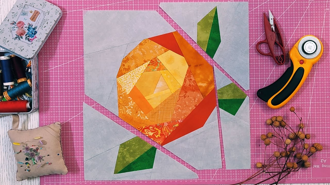 Patchwork tutorial: do you know how to sew a paper piecing quilt ...