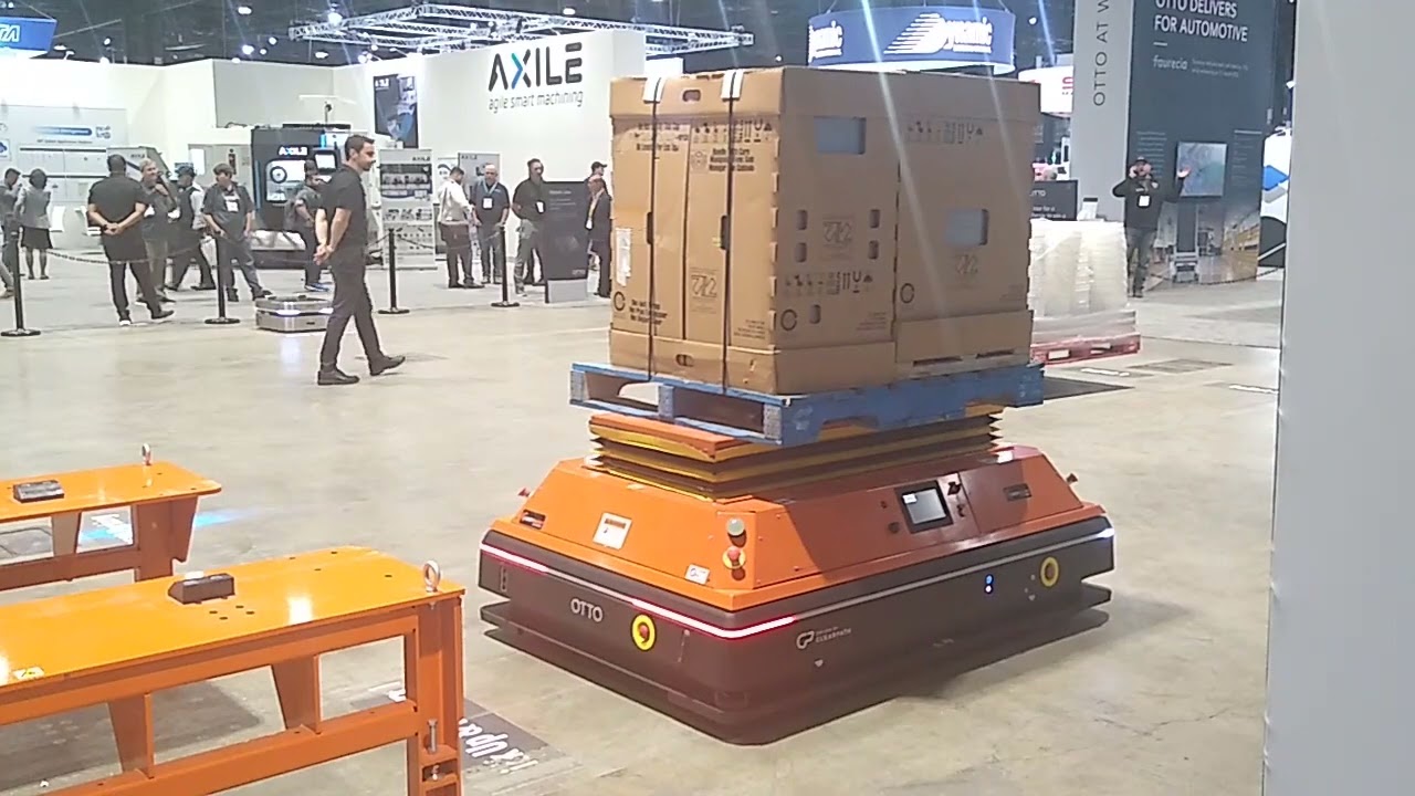 OTTO Autonomous Mobile Robots IMTS 2022 - YouTube