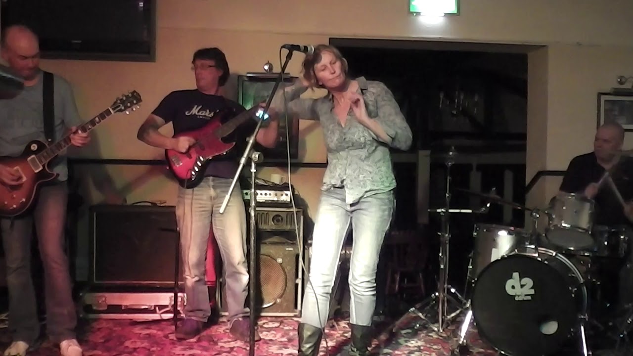 Angel Jam Night Karen doing Rock And Roll by Led Zeppelin (2014) - YouTube