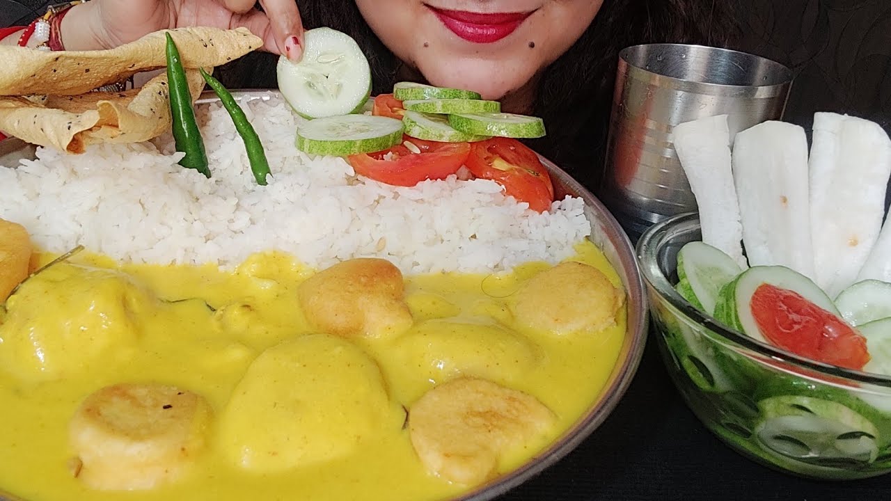 Eating Lots Of Kadi Pakoda, Potato Fry || RECIPE* || Indian Food Eating ...