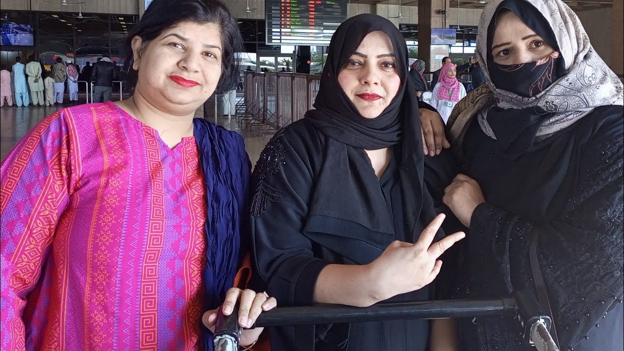 Aaj Ma Lene Aaye ho syeda sister ko AirPOrt se 🌹🌹🌹 - YouTube