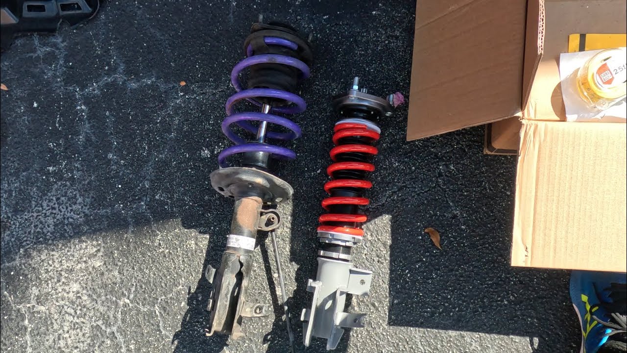 9th Gen Civic Si Coilovers Installation part 1 - YouTube