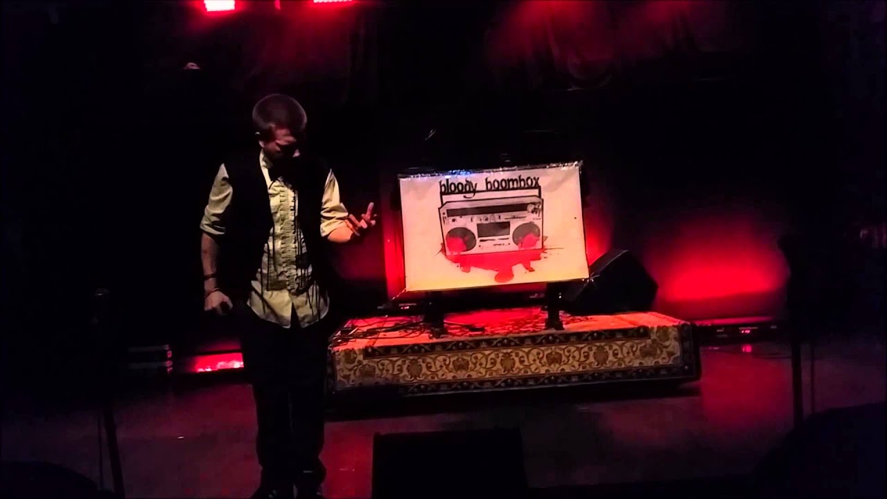 Tri B - Less Than Three (Live) - YouTube