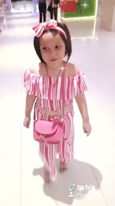 My little model - YouTube