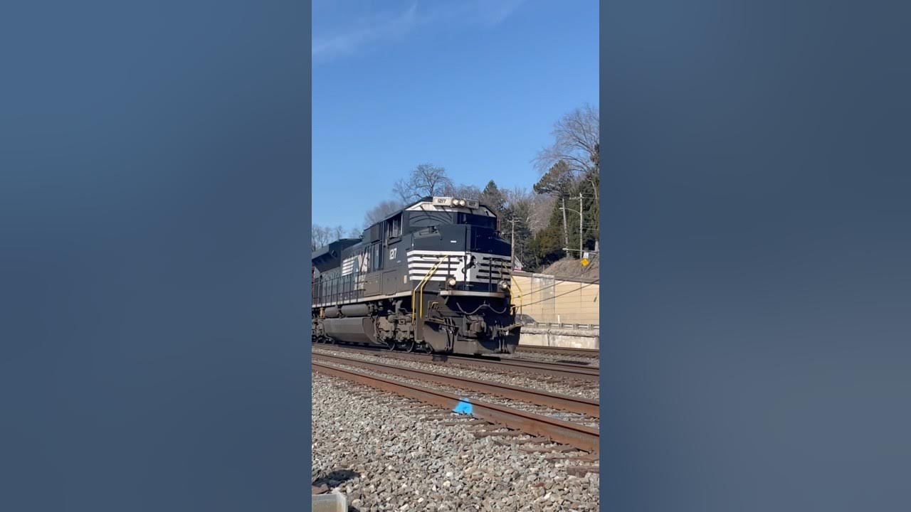 Ns 1217 with the loudest k5lla horn I have ever heard!!l - YouTube